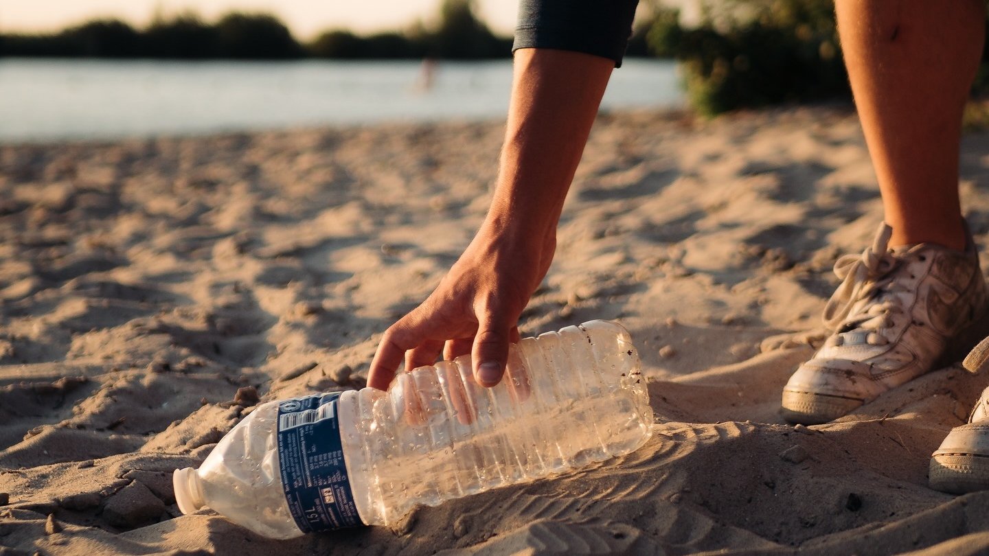 Jakob Lang Sailing: A Teenager’s Solo Voyage to Save the Oceans—From ...