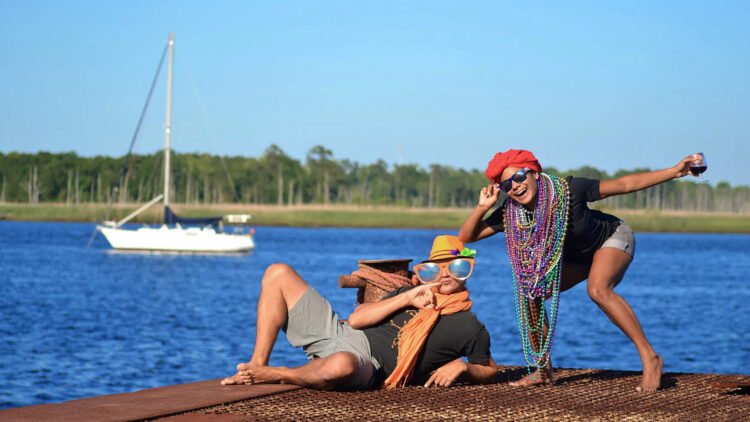 Sailing Uma: A Couple’s Electrifying Global Voyage – Where Sails Sway Free!