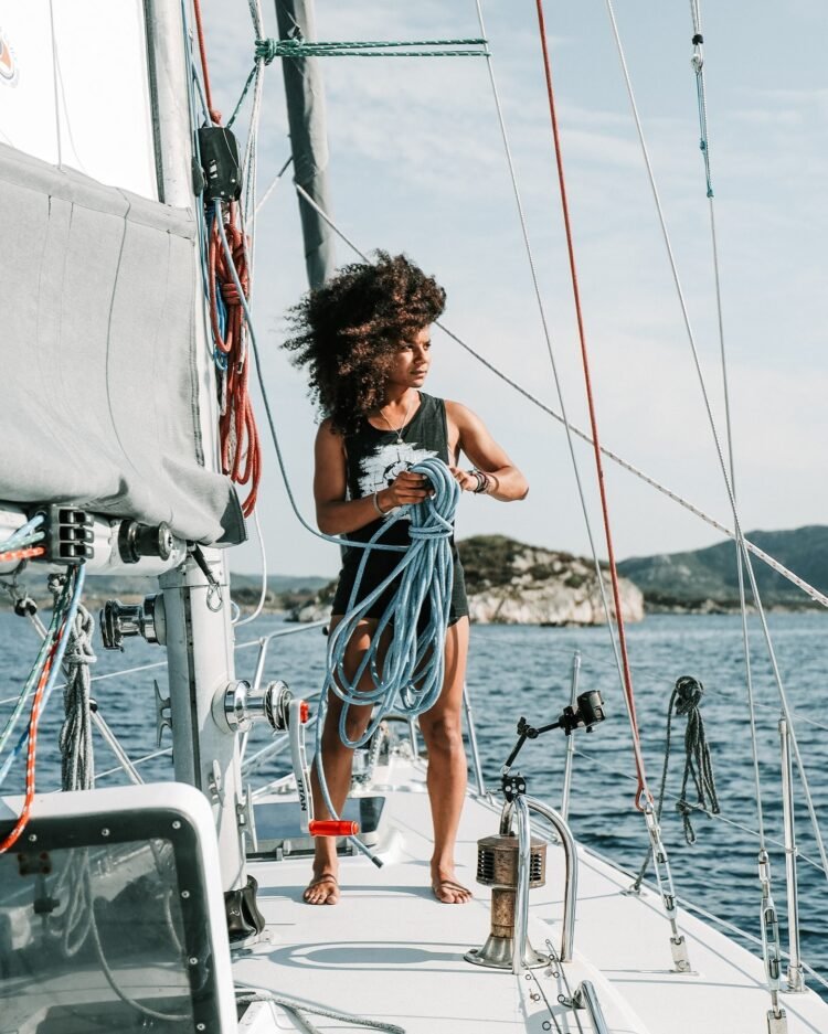 Sailing Uma: A Couple’s Electrifying Global Voyage – Where Sails Sway Free!